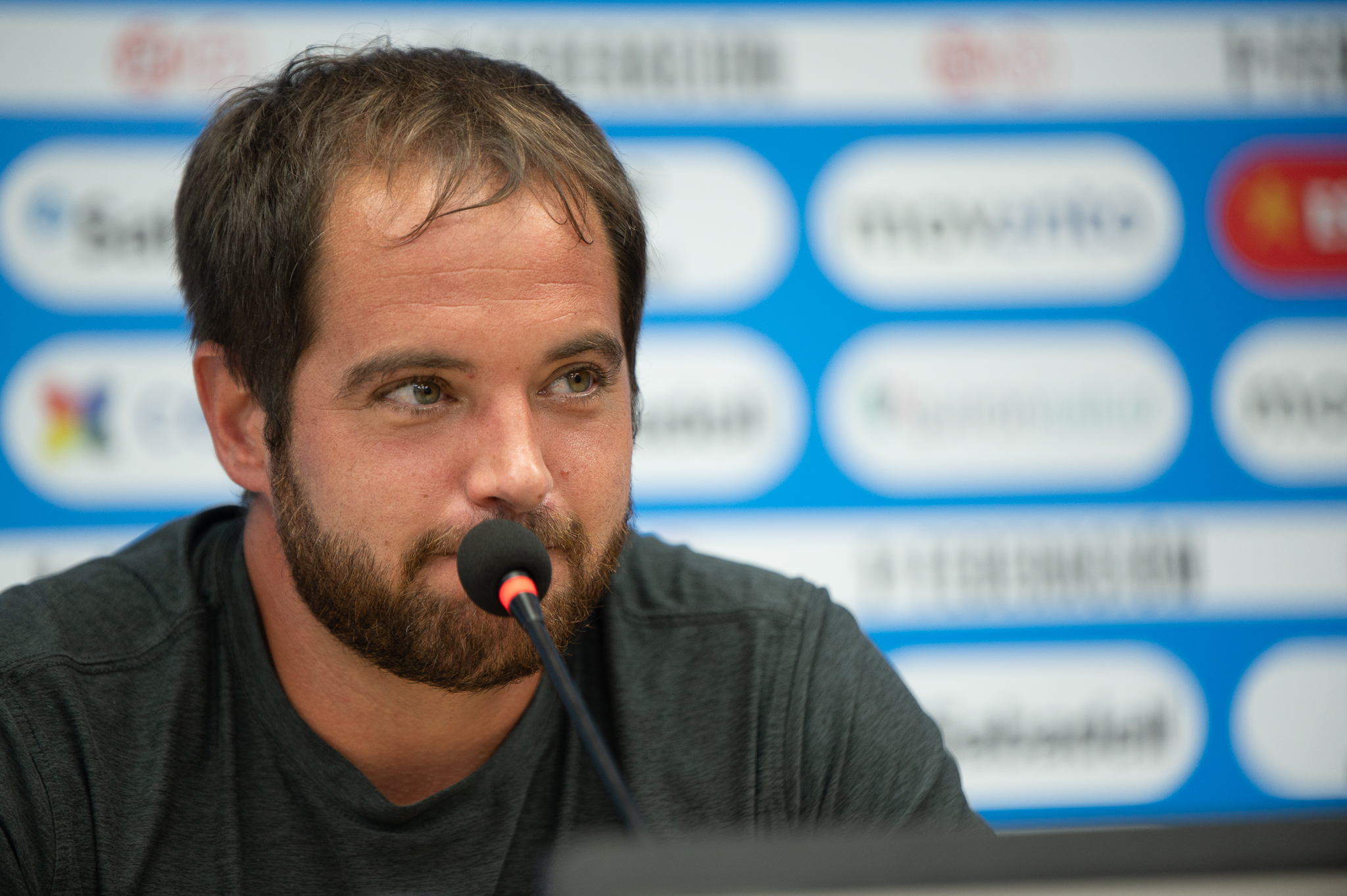 Miki Lladó: "No noto que plani un dubte permanent sobre la meva figura ...